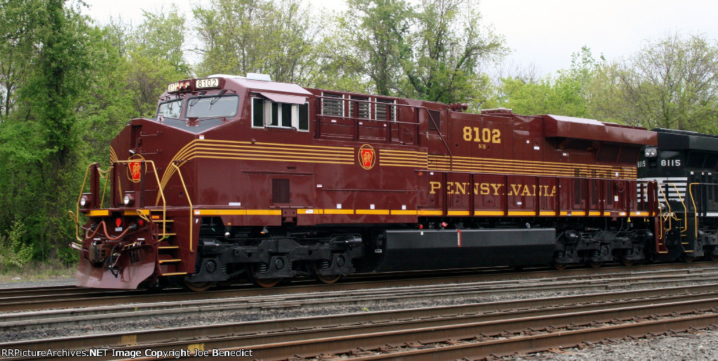 PRR heritage 8102 on 39G